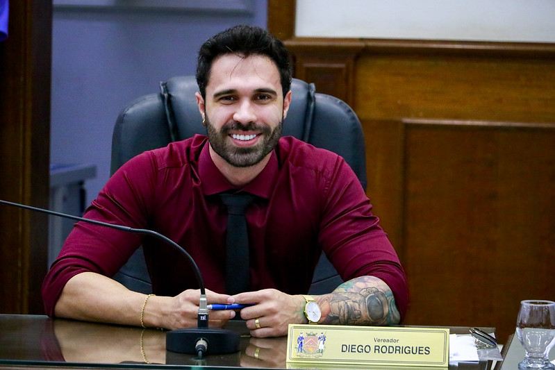 Diego Rodrigues apresenta projeto para homenagem com nome em logradouro - Câmara Municipal de ...